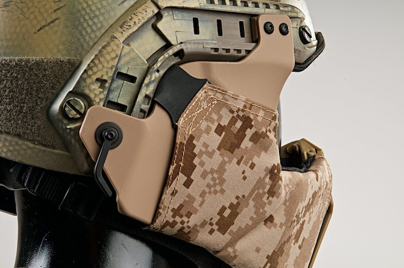 TMC MANDIBLE For OC Highcut Helmet (AOR1) | eHobby Asia